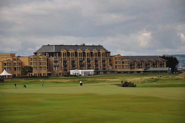 The oldest golf club in the world: A look at the Old Course at St ...